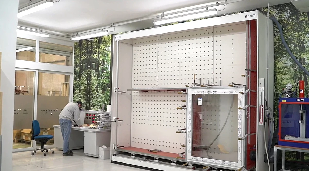 Ensayos REPLUS, ventanas a prueba de todo en Úbeda y Jódar